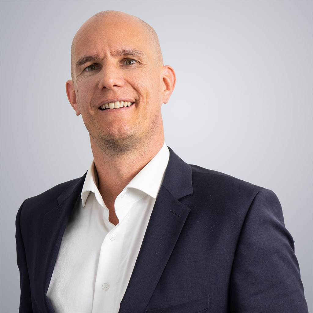 alexander fett - Gewerbekundenberater - R+V Versicherung | XING