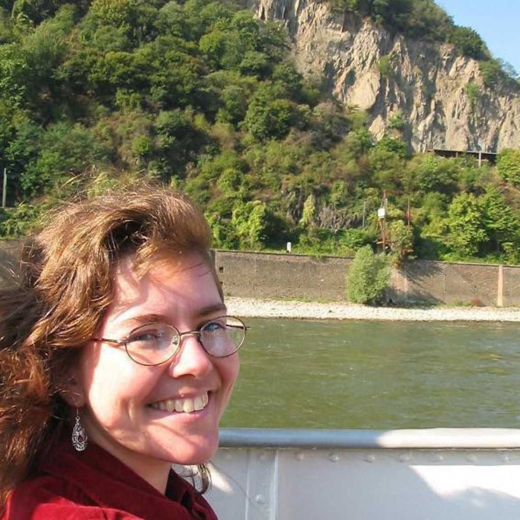 Susan Reinhardt - Educator and Entrepreneur - Solar Cincinnati LLC | XING