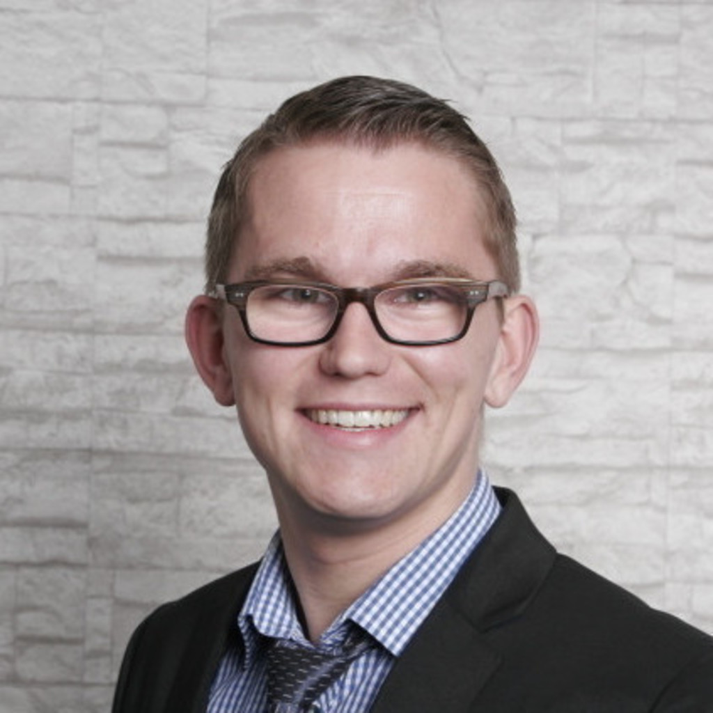 Robin Kienzler - Category Manager Electronics - SICK AG | XING