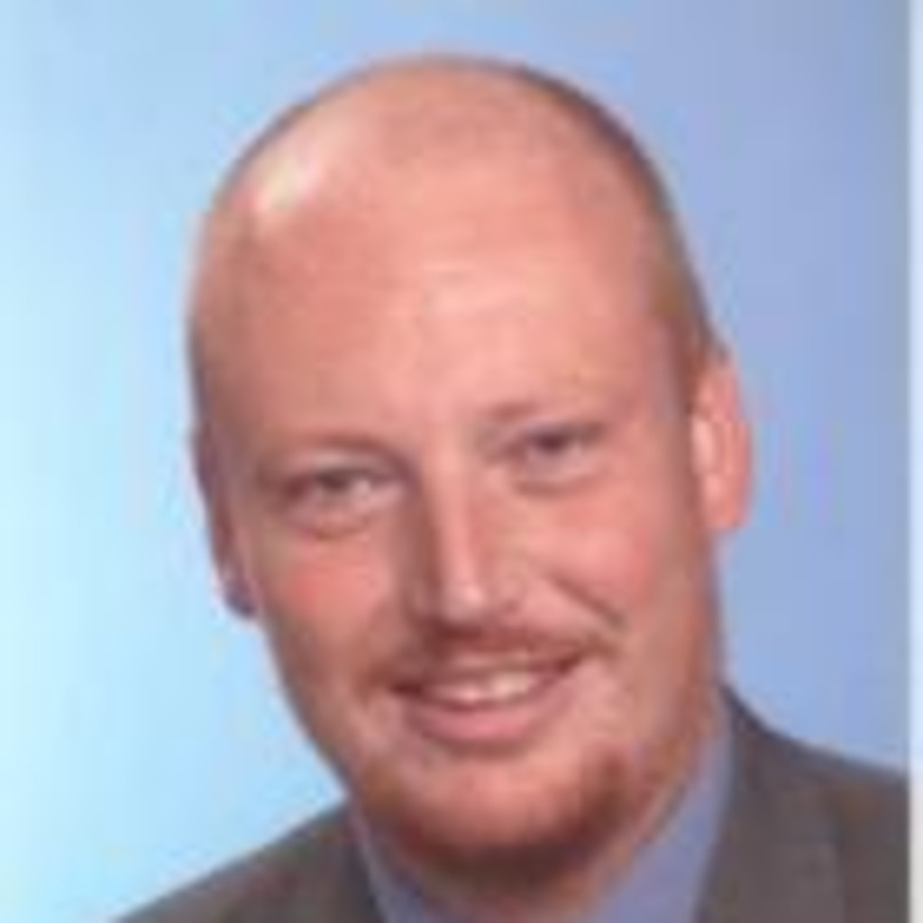 Alexander Hahn - Chief Executive Officer - MH-Service-Team | XING