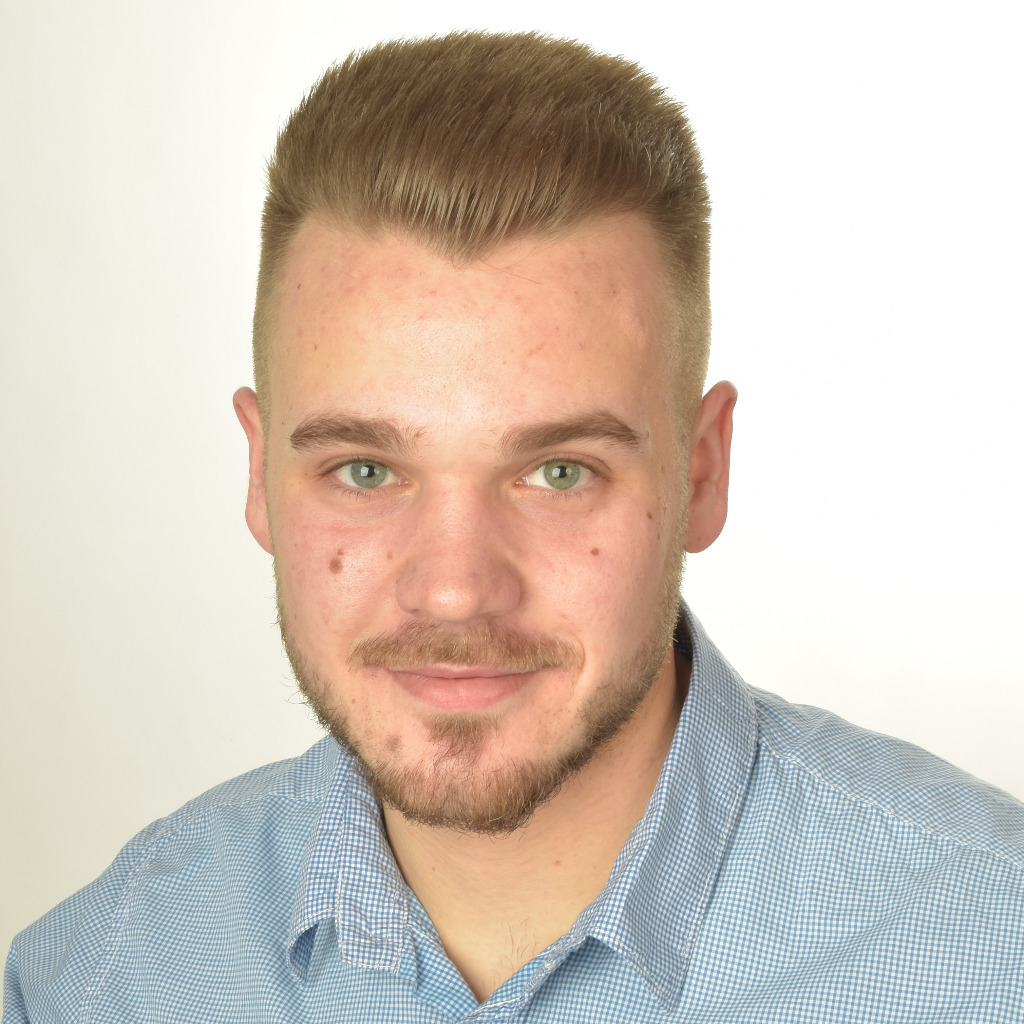 Alexander Reber - Maschineneinrichter - Freudenberg Gruppe | XING