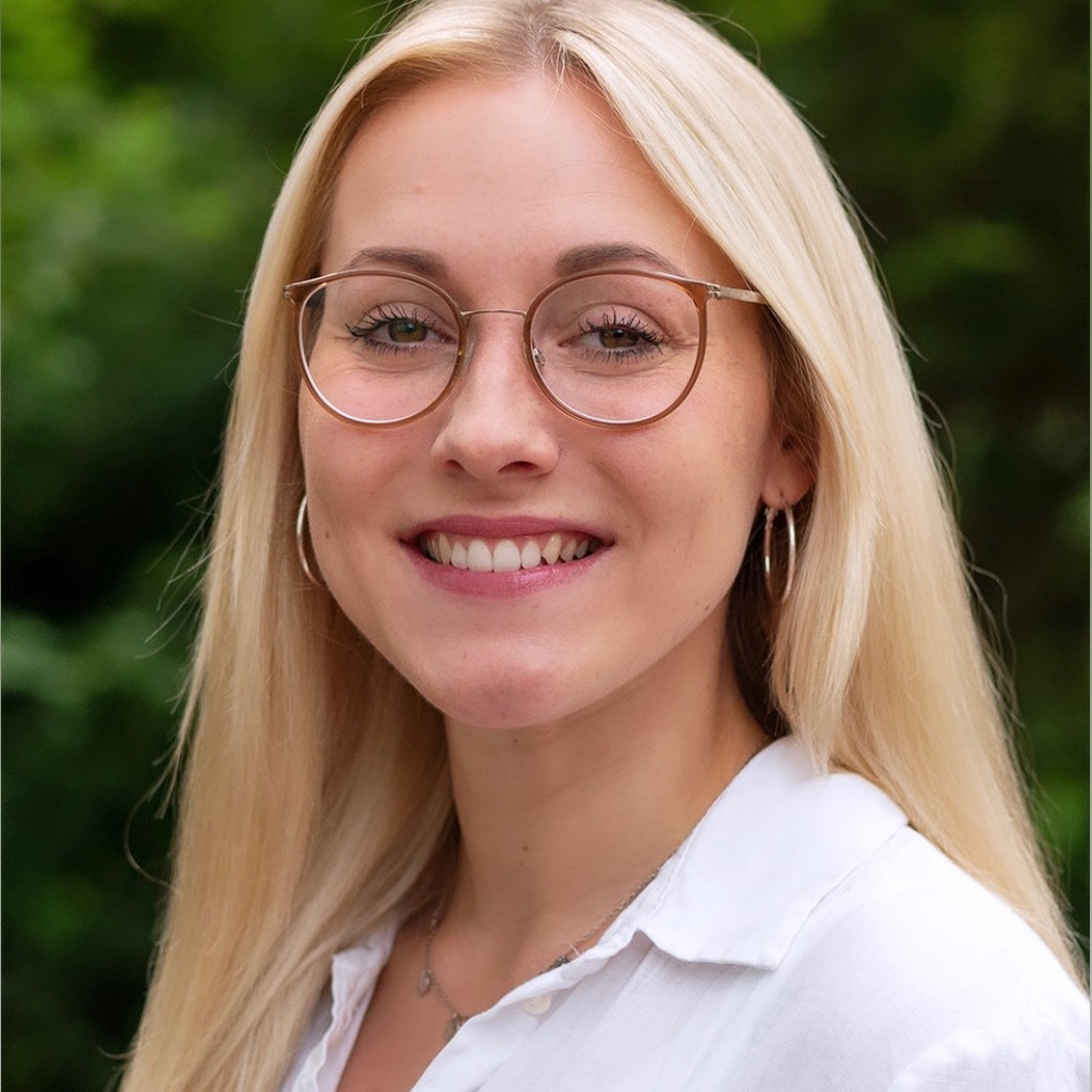 Victoria Teske's Instagram, Twitter & Facebook on IDCrawl