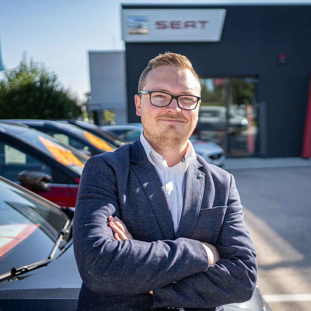 Dennis Eichinger - Automobilverkäufer - Auto und Service PIA GmbH | XING