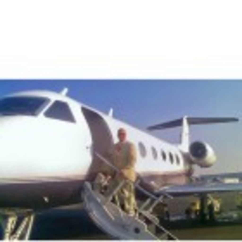 Henry Thompson - Aviation Specialist/Event coordinator - Halcyon Jets ...