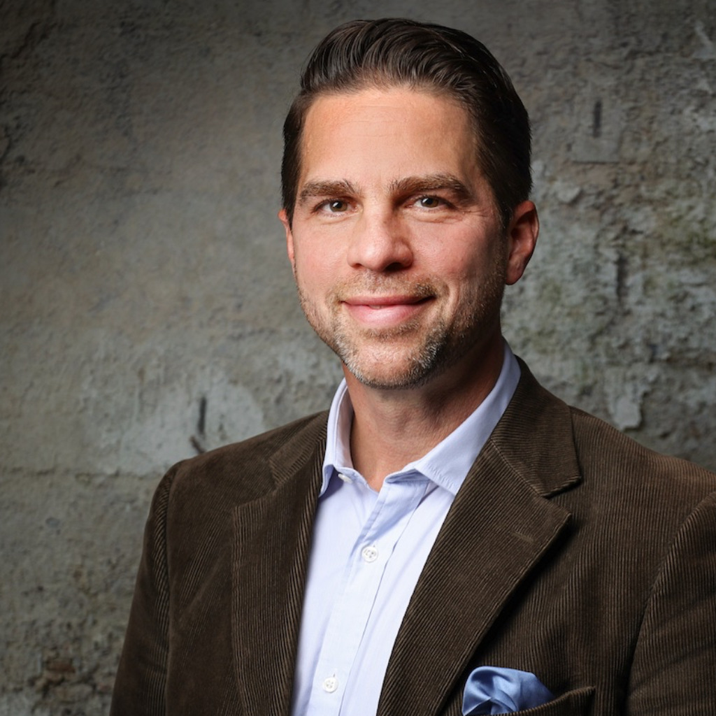 Nicolas C. Moeller - Managing Director, Sales & Marketing - Swandoo ...