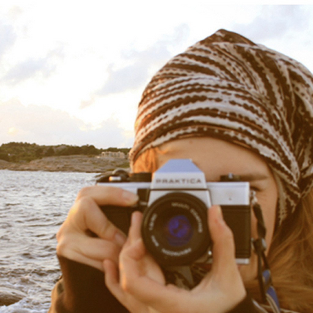 Nicole Fuchs - Artdirector / Multimedia Producer / Graphic Artist ...