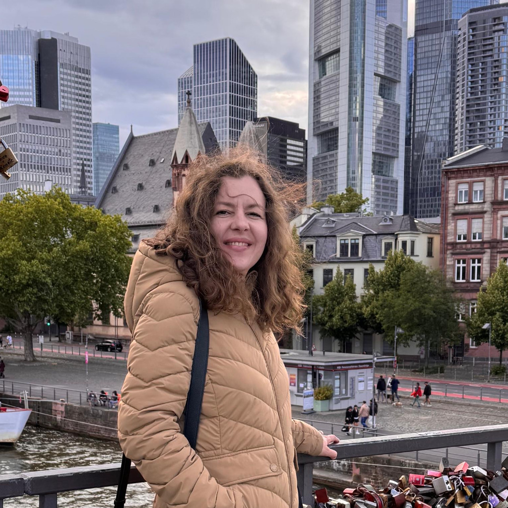 Galyna Kachan - Übersetzerin (Ukrainisch–Deutsch) - Volksbund Deutsche ...