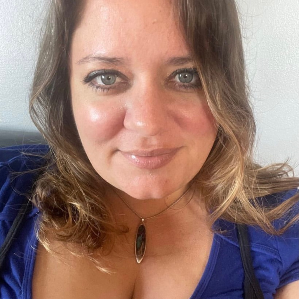 Dora Smith - Fashion Designer - Milton | XING