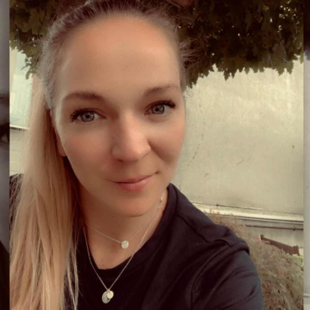 Angela Heß - Kaufmännische Mitarbeiterin - Hess GmbH | XING