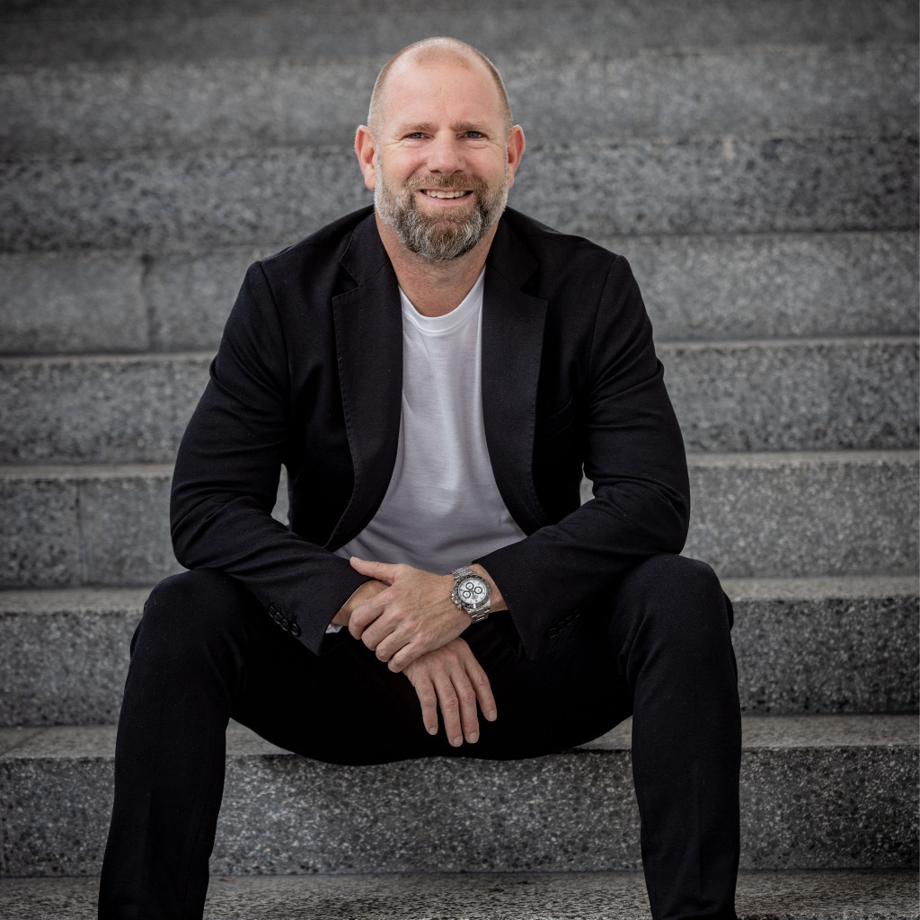 Stephen Reifeltshammer - Werbesysteme für In- und Outdoor - S ...