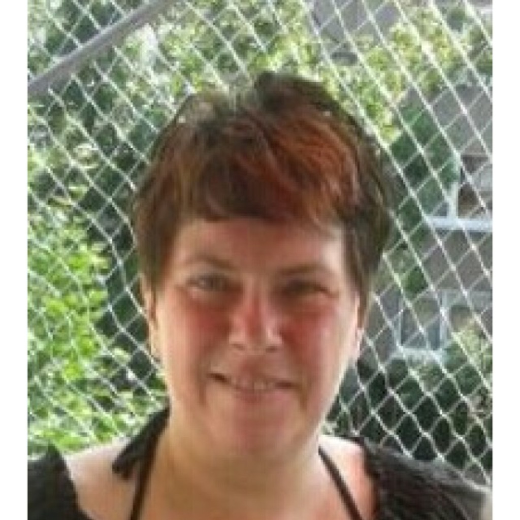 Simone Krause - Pflegehelferin - VIta e.V. Treptow-Köpenik Gerontische ...