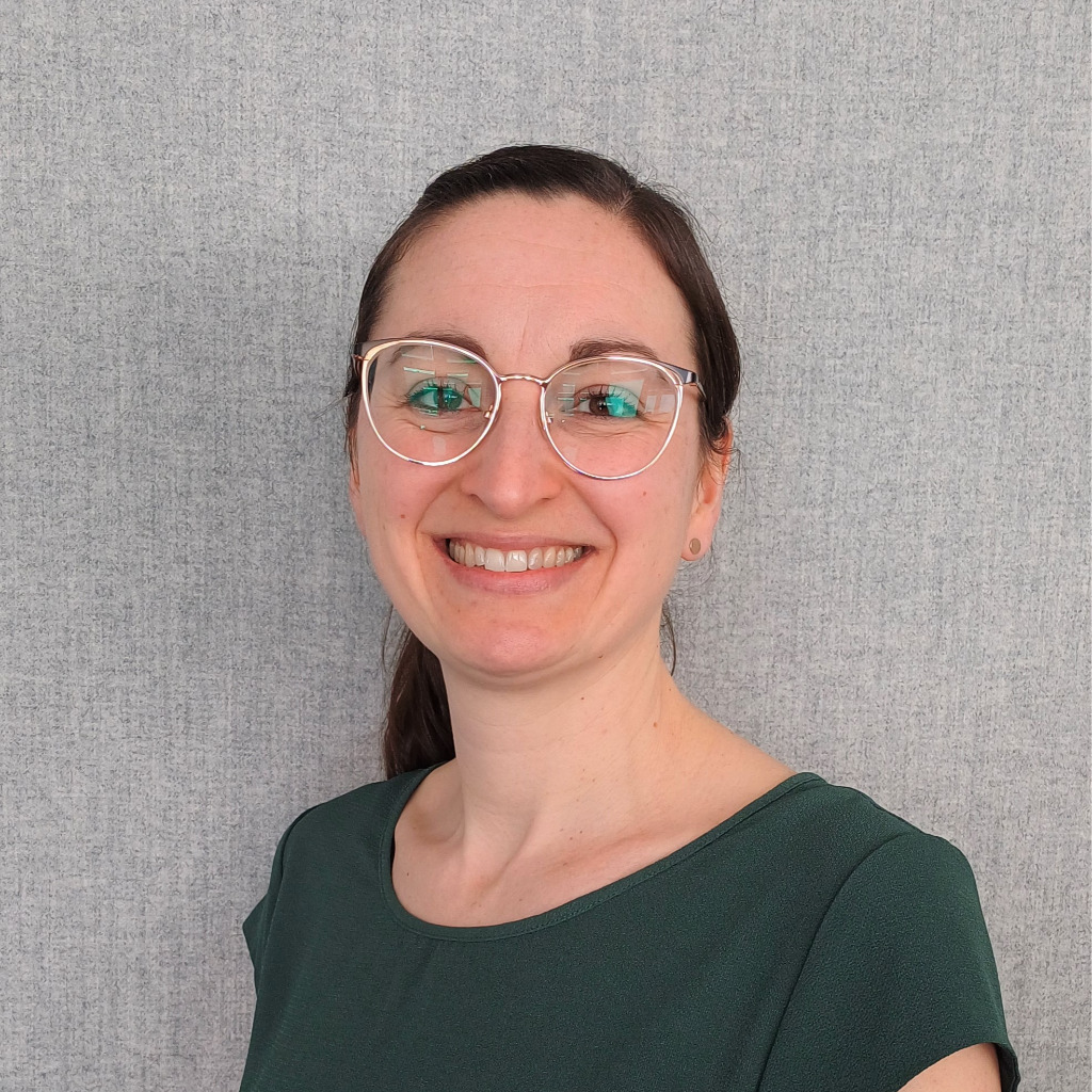 Evi Reinfeld - Program Management Office Cabin interiors & Aerostructures - Elbe Flugzeugwerke ...