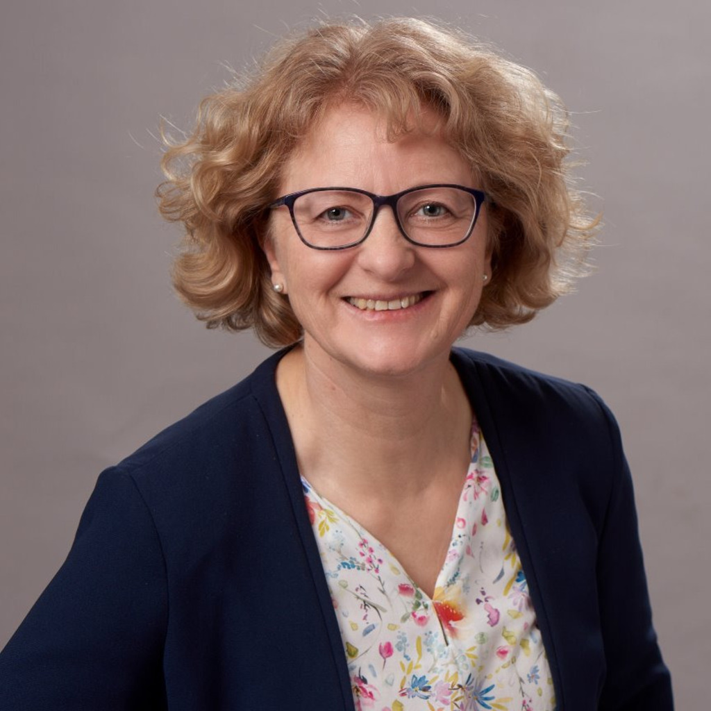 Beatrix Nowak - Wissenschaftlicher Mitarbeiter - TH Rosenheim | XING