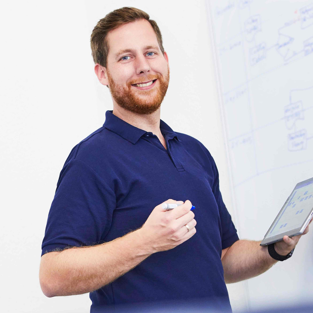 Kevin Rapp - IT ServiceDesk Koordinator - HAVER & BOECKER OHG | XING