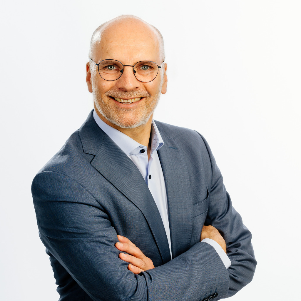 Dipl.-Ing. Michael Eisenhut - Senior Account Manager - genua gmbh ...