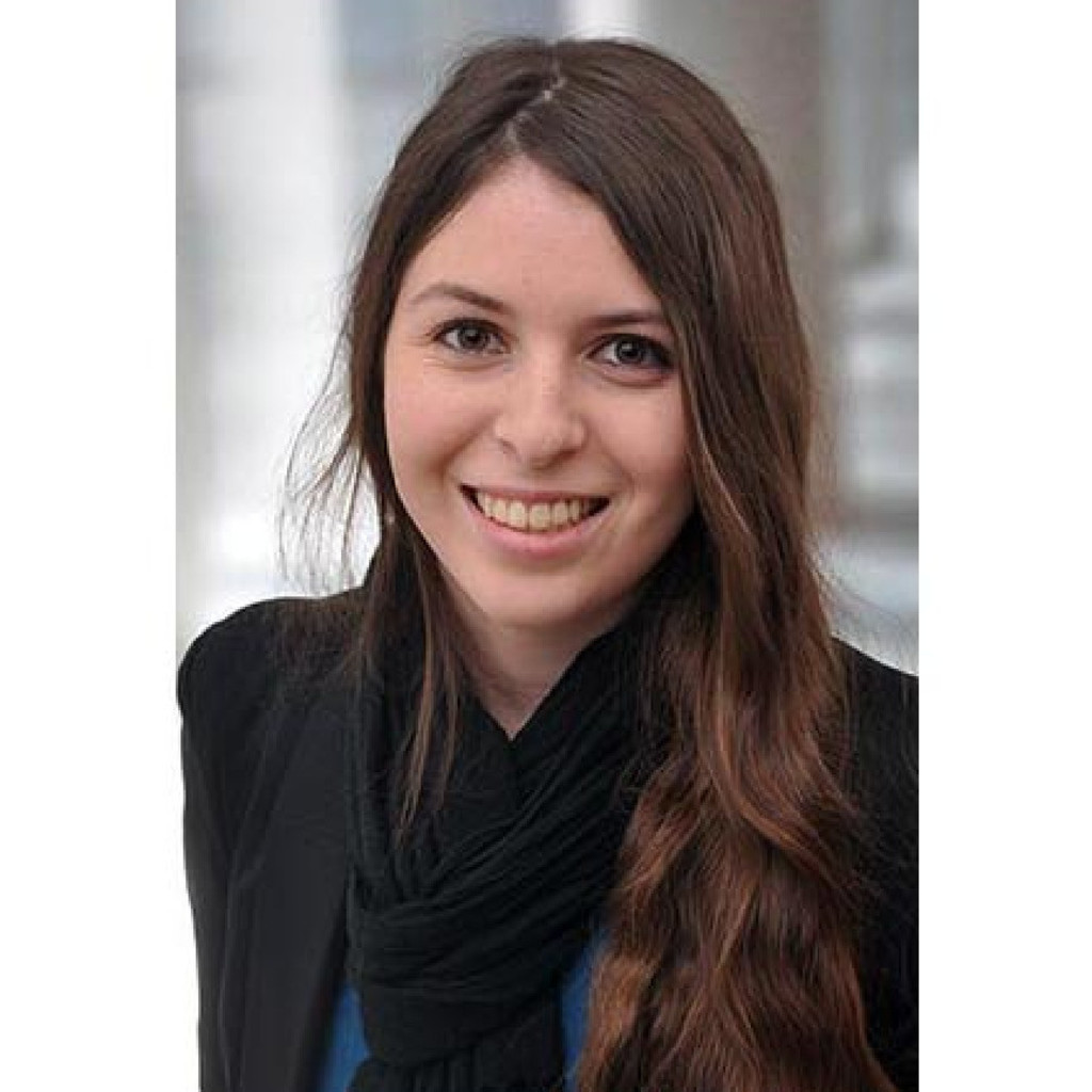 Simone Graf - Aushilfe - Aesculap AG | XING