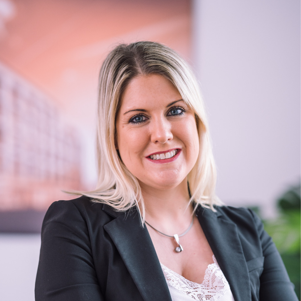 Sarah Höfer - Vermögensberaterin & Finanzierungsexpertin - KFM Kienle ...