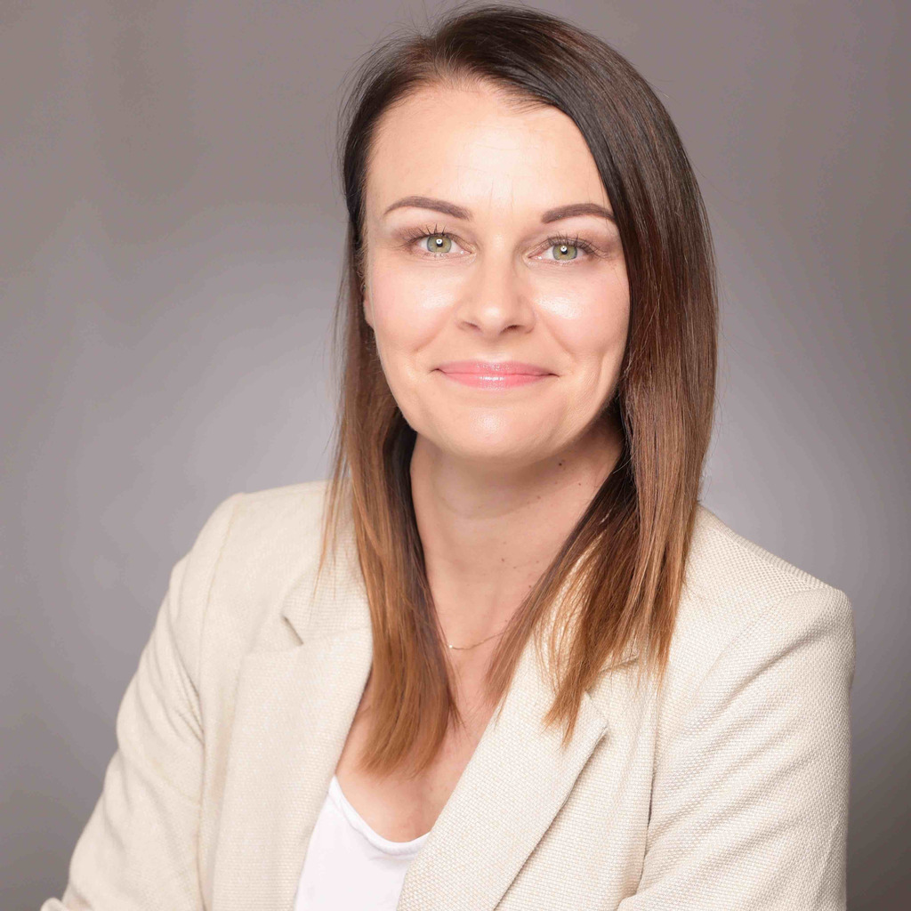 Jeniffer Minks - Personalreferentin - Helios Verwaltung Hessen GmbH | XING