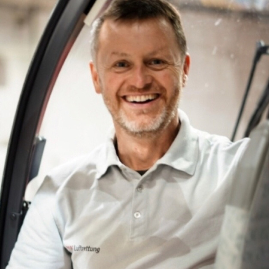 Thorsten Schramm - Helicopter Pilot HEMS 24 h OPS/ATPL-H/FI/TRI - DRF ...