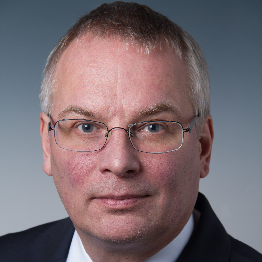 Dr. Andreas Schuster - Wissenschaftlicher Leiter/ Senior Regulatory ...