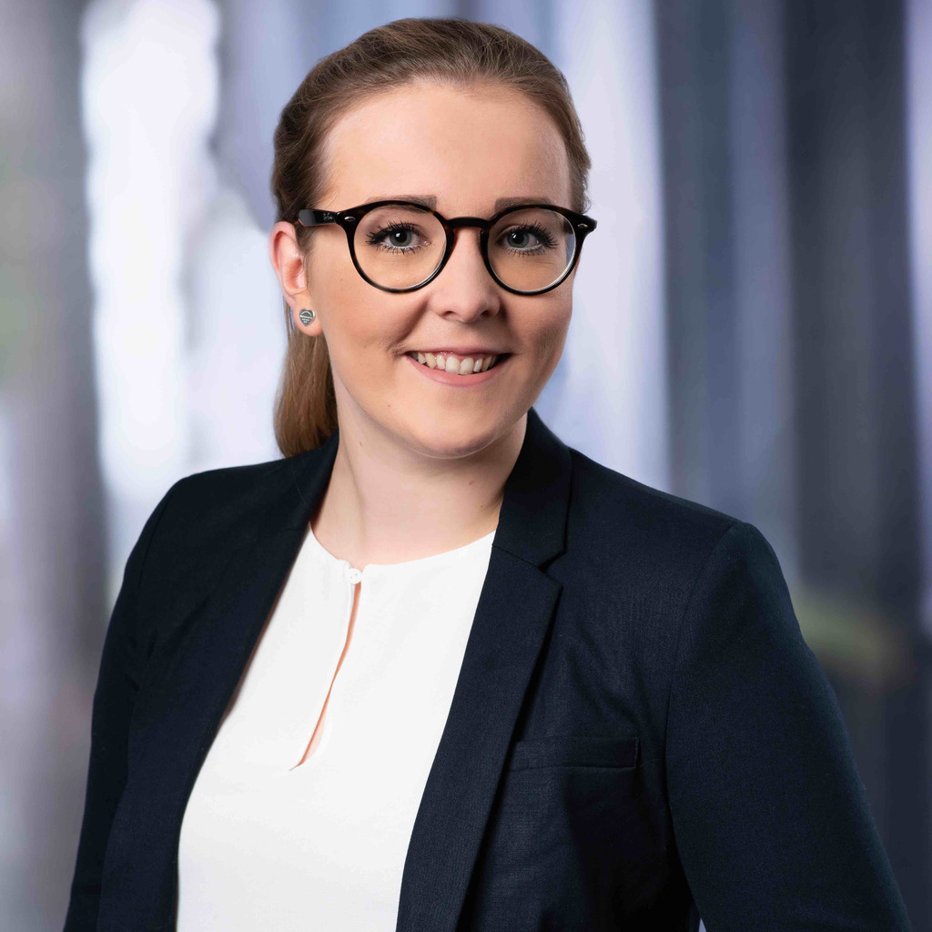 Jessica Schmidt - Fachreferentin Bereich Personal - Sparkasse Holstein ...