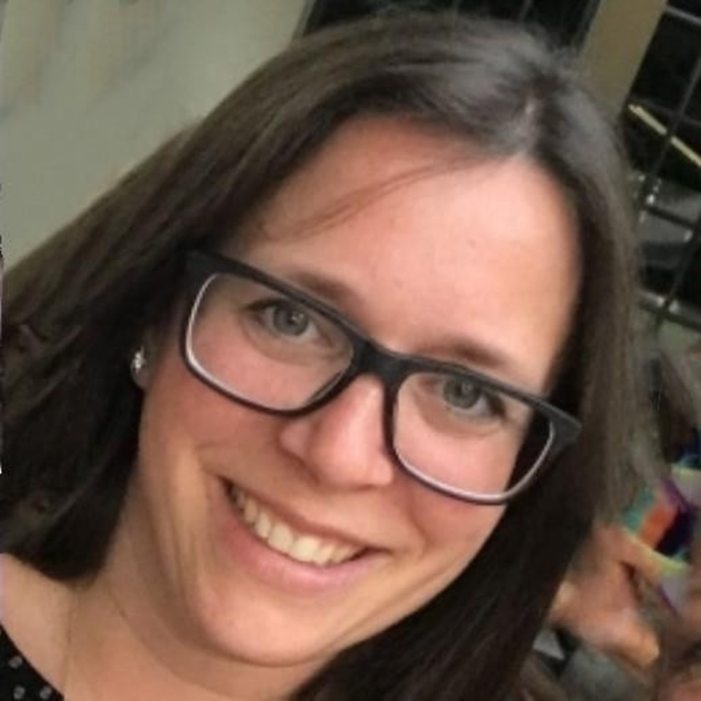 Alexandra Kozlowski - Geschäftsstellenleitung Düsseldorf - Heinrich ...