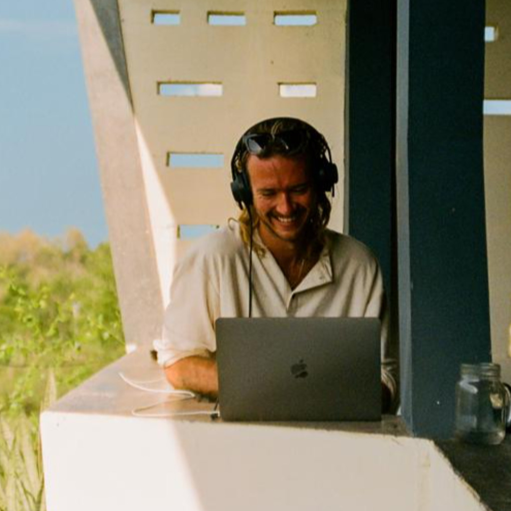 Joshua von Söhnen - Gründer - Hi Kaffee Ehrenfeld | XING