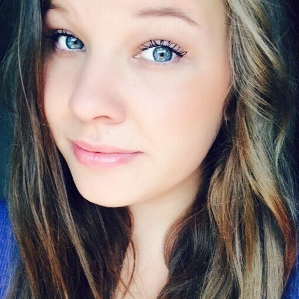 Laura Westphal - Social Media Managerin - TRIXIE Heimtierbedarf GmbH ...