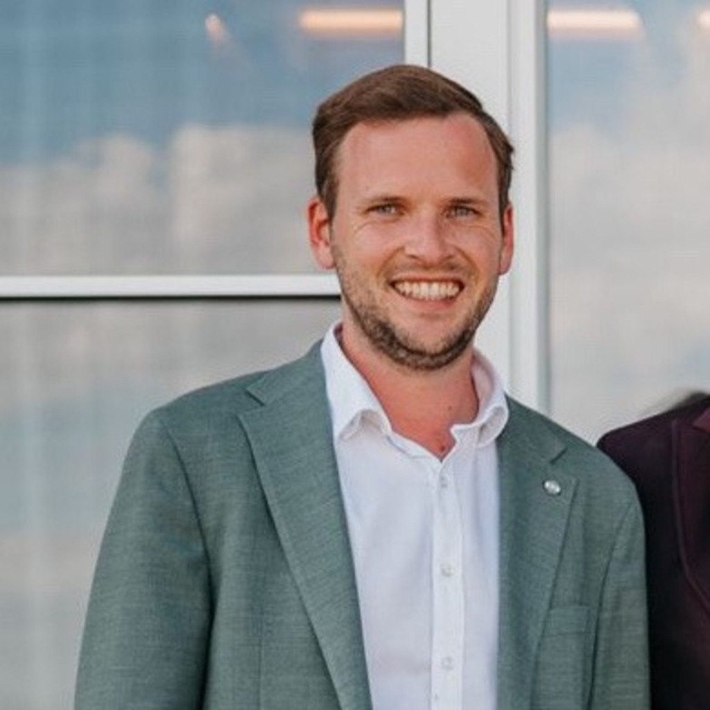 Kevin Schneider - Verkaufsberater - Autohaus Tiefert GmbH | XING