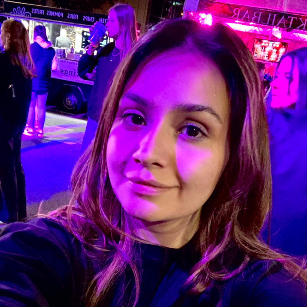 Anahita Shahbakhti - UX Designer of Filimo Website - Saba Idea Holding ...