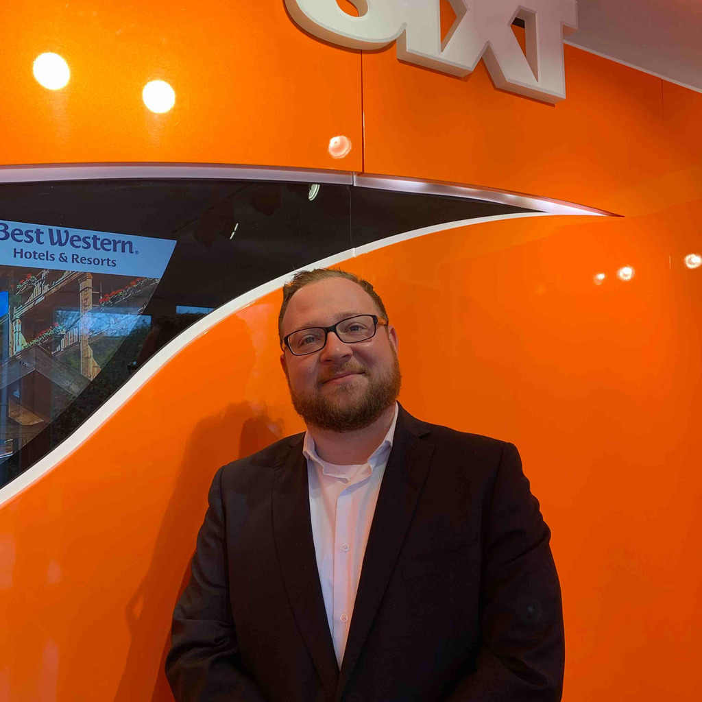 Dominique Bauer - Senior Rental Sales Agent - SIXT SE | XING