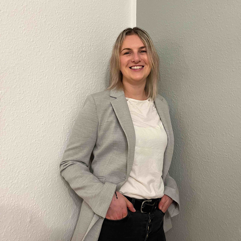 Neele Lohmann - Produktionsplaner - Altonaer Wellpappenfabrik GmbH & Co ...