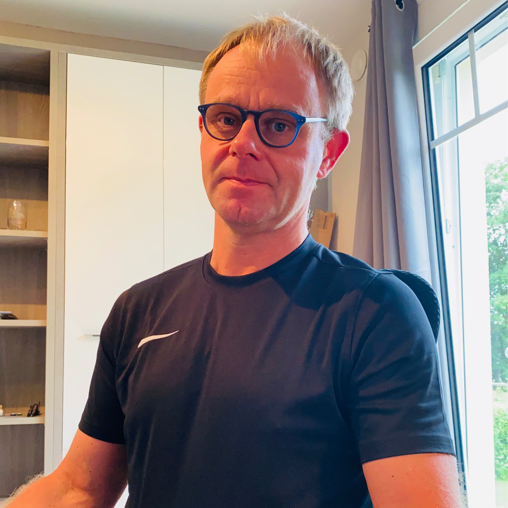 Michael Hansen - Hochbautechniker - ECO System HAUS GmbH | XING