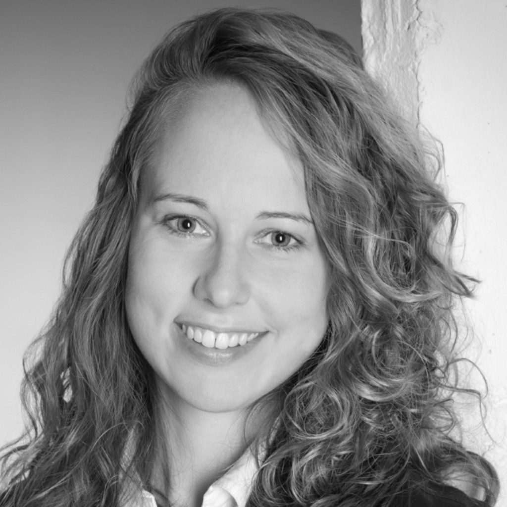 Lena Altmann in der Personensuche von Das Telefonbuch