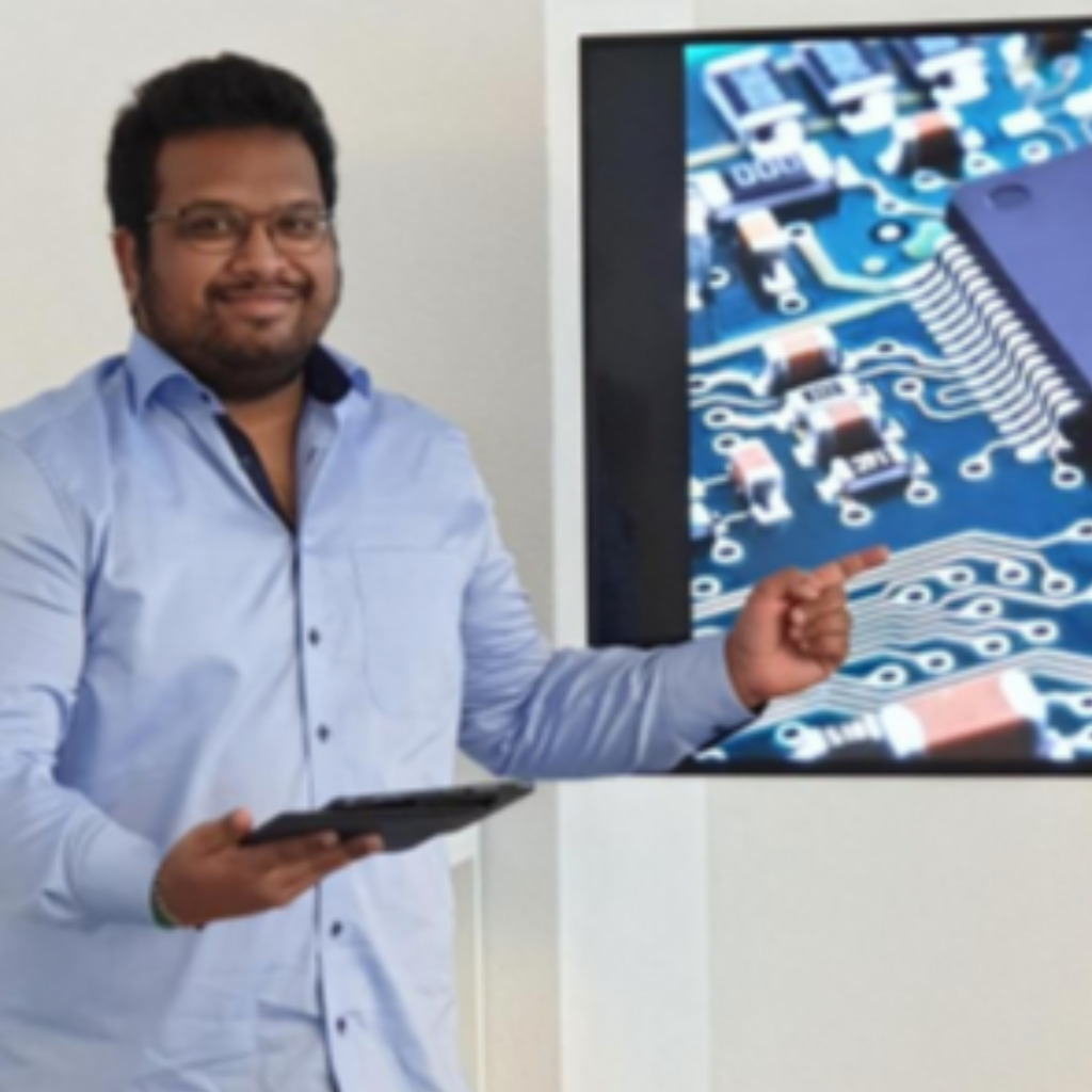 Nithipan Geevanandam - IT Supporter - Open Circle AG | XING