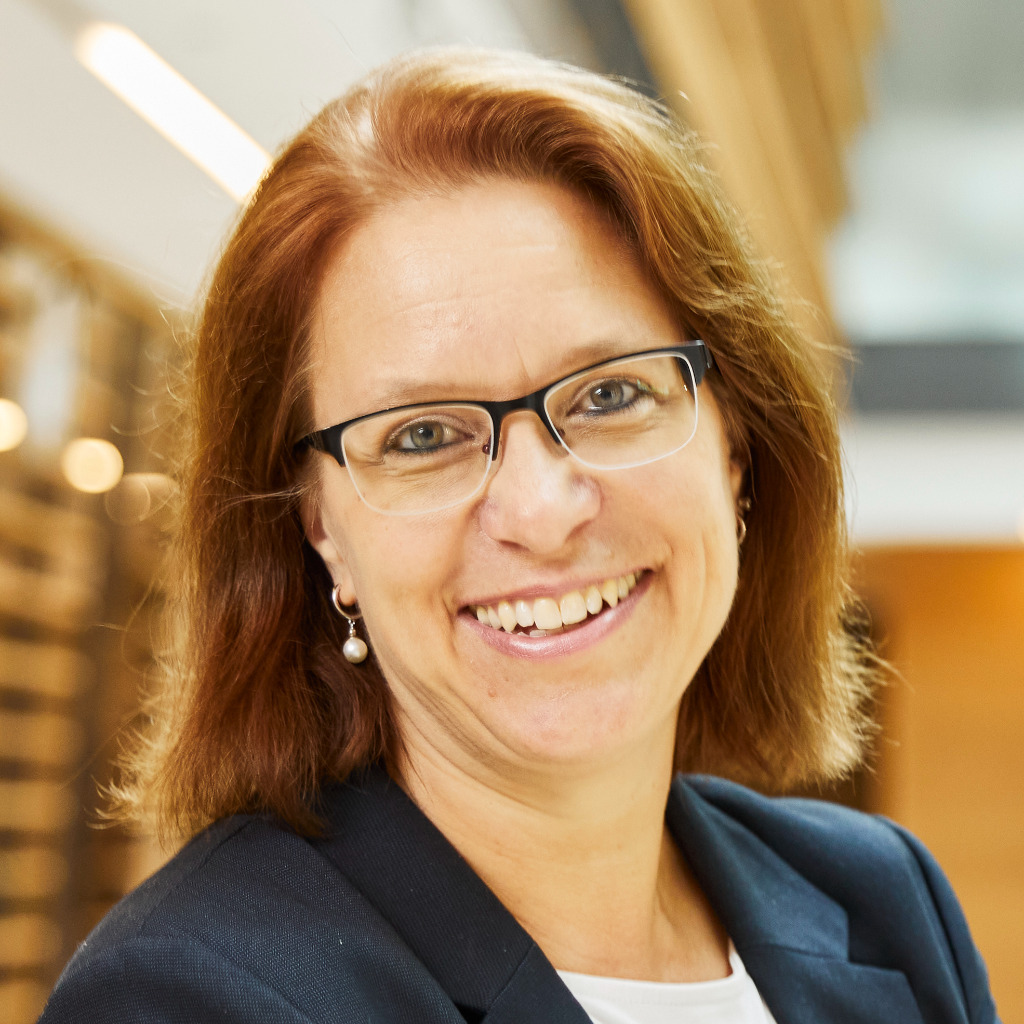 Svenja Ellerbrock - Specialist to Director Projectmanagement - ECE Group Services GmbH & Co KG ...