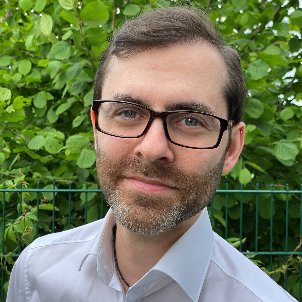 Jason Benedetto Castro: Ausbildung und Berufserfahrung | XING