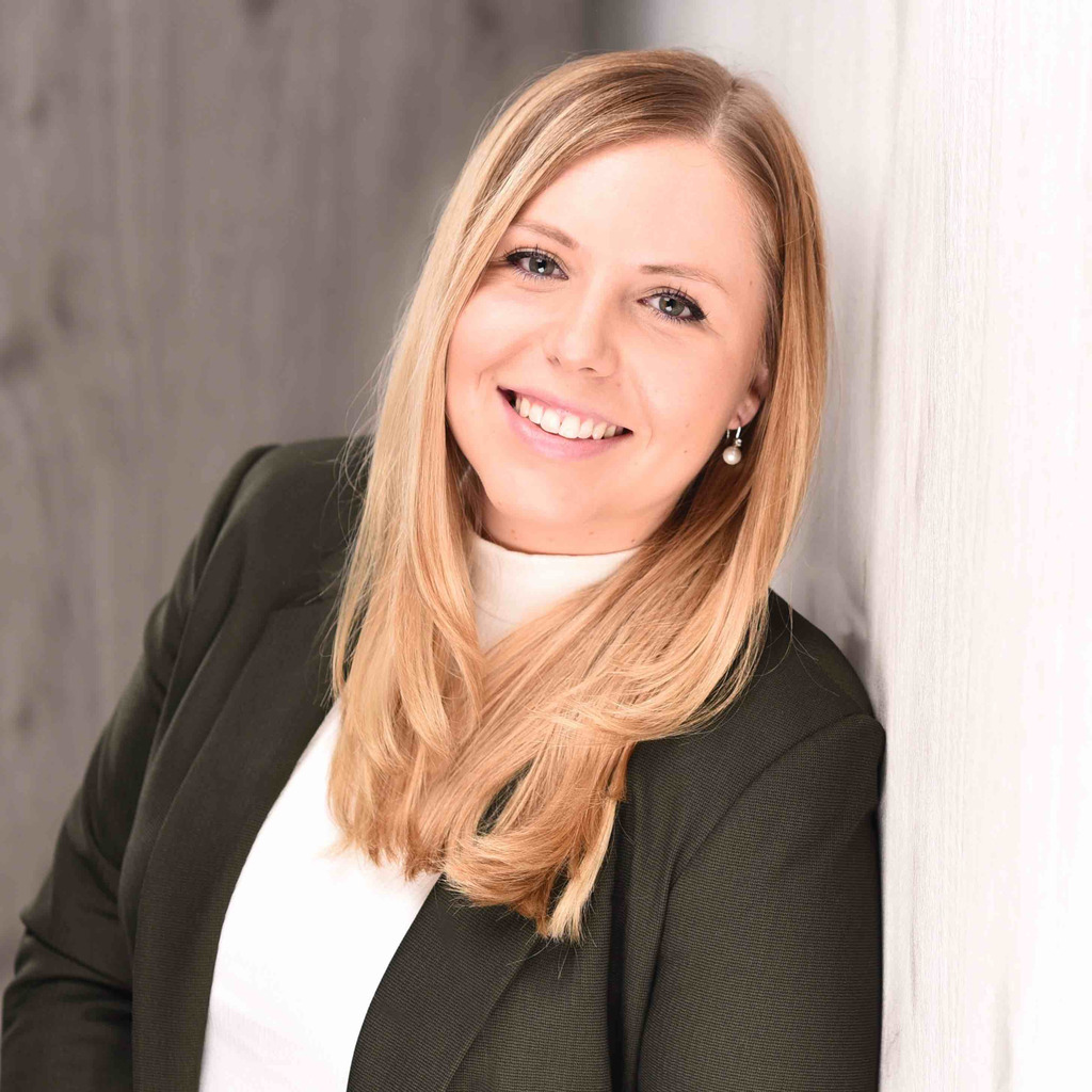 Rieke Stockdreher - Process Manager Performance Management & Succession ...