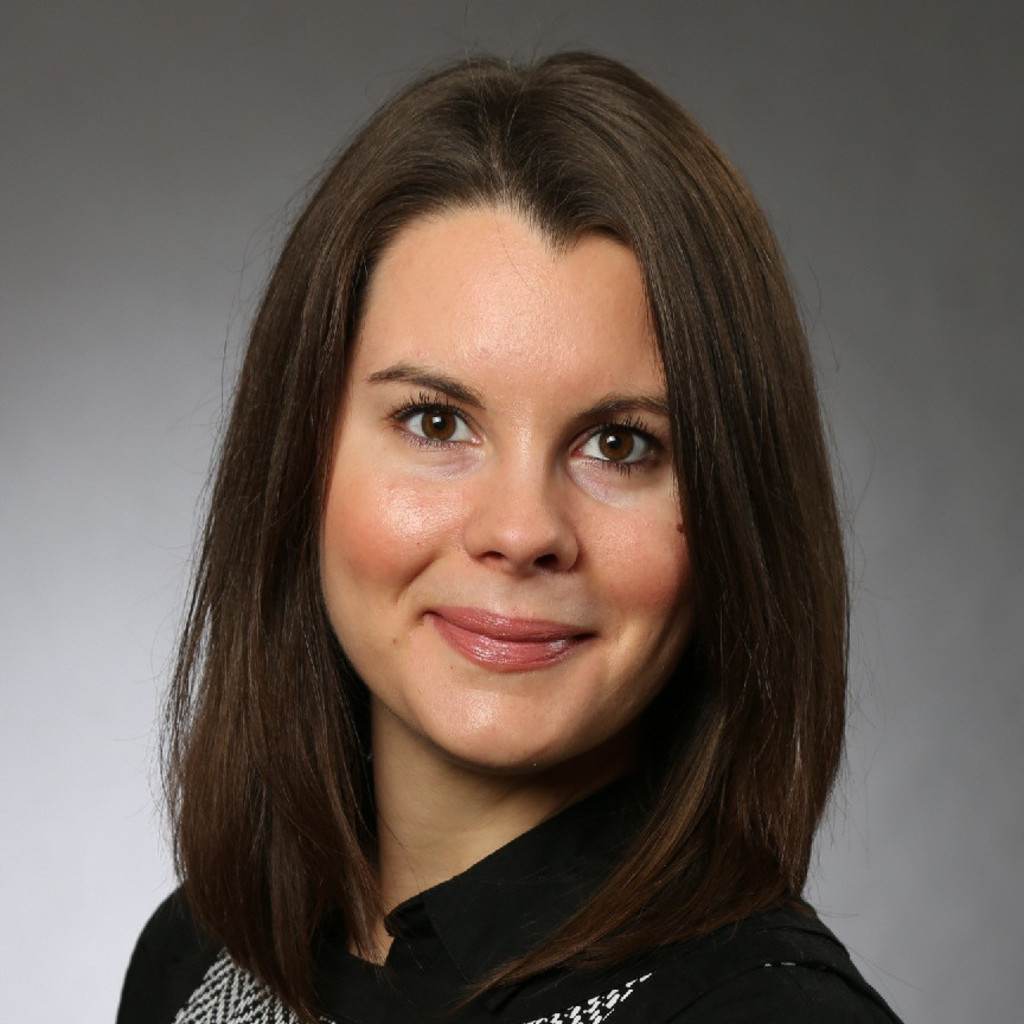 Cornelia Roth-Katsikiotis - Produkt Manager - Customer Service - Harro Höfliger ...