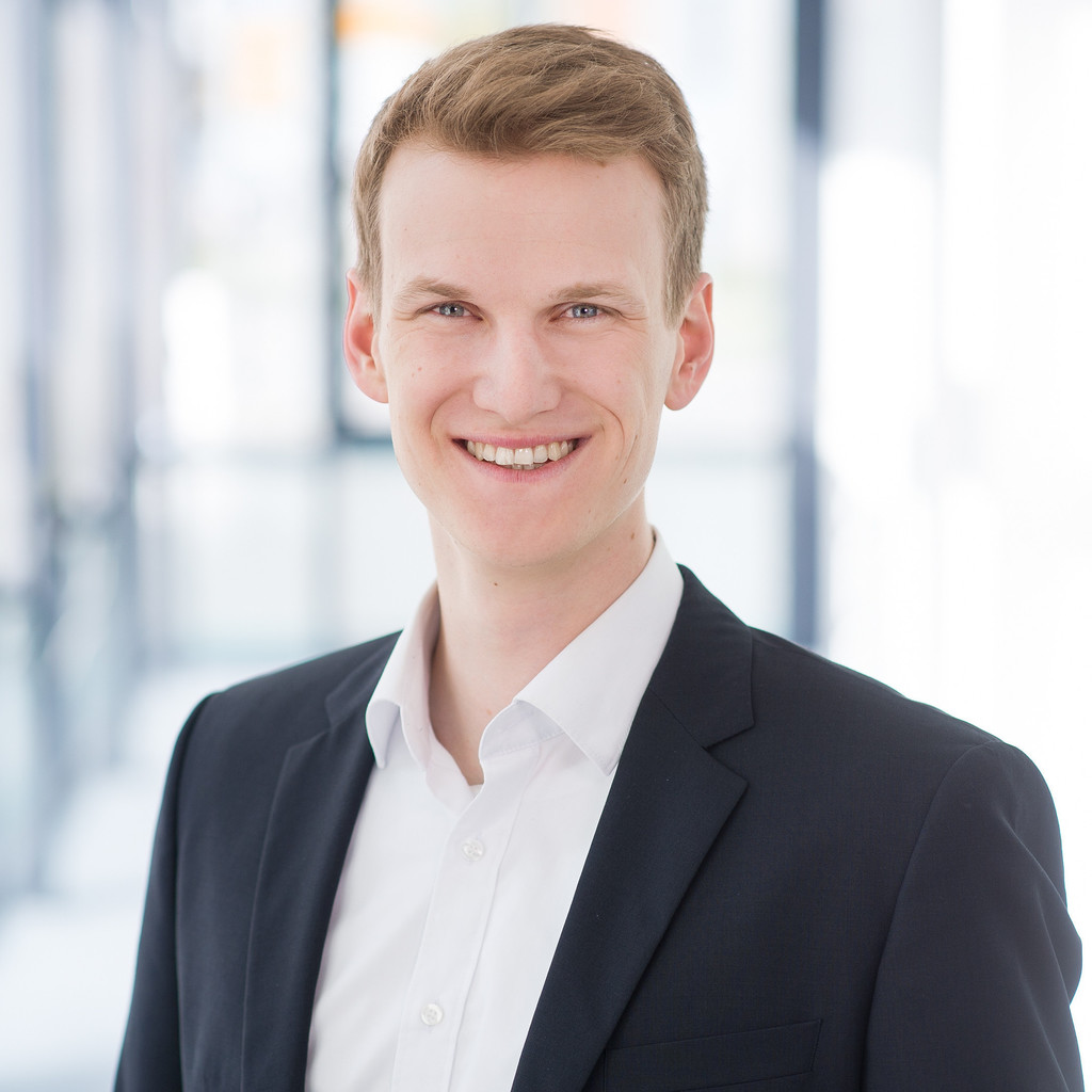 Fabian Ritz - Marketing Manager Communications - Drägerwerk AG & Co ...