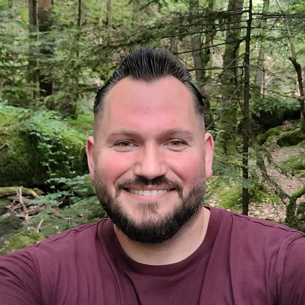 Roger Stumpf - Triebwerksmechaniker - MTU Maintenance Berlin ...