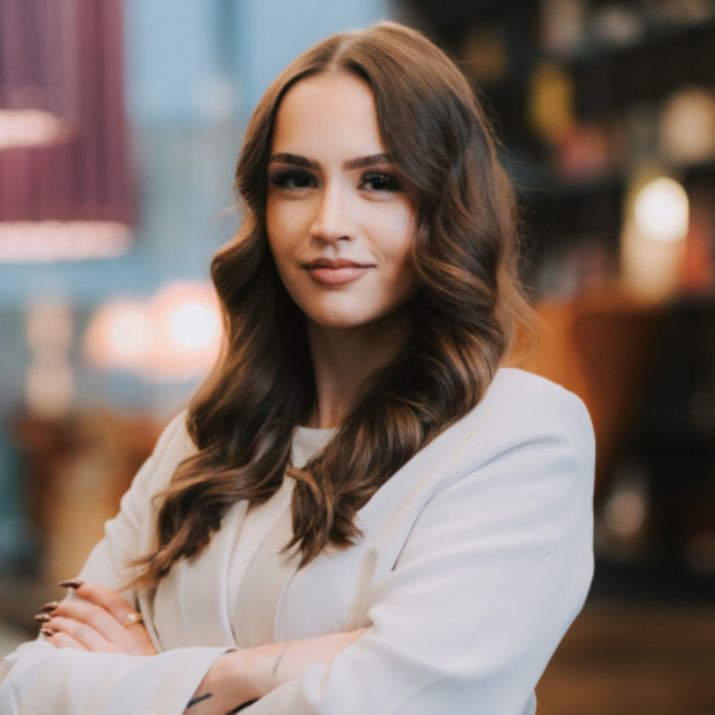 Lisa Sauermost - Sales- & Marketing Managerin - PulseHR GmbH | XING