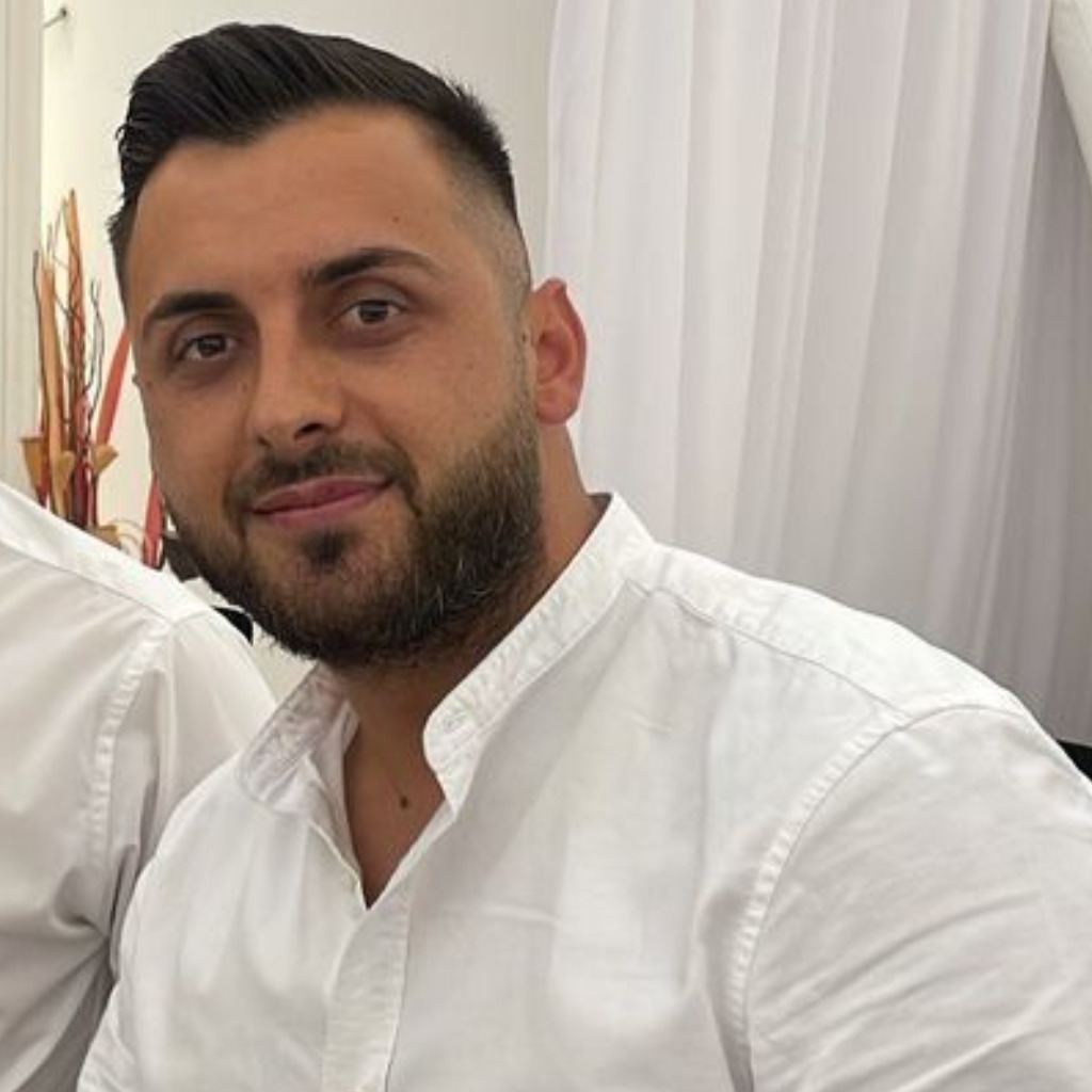 Mergim shabani - Stellvertretender Leiter - CHECK24 Vergleichsportal | XING