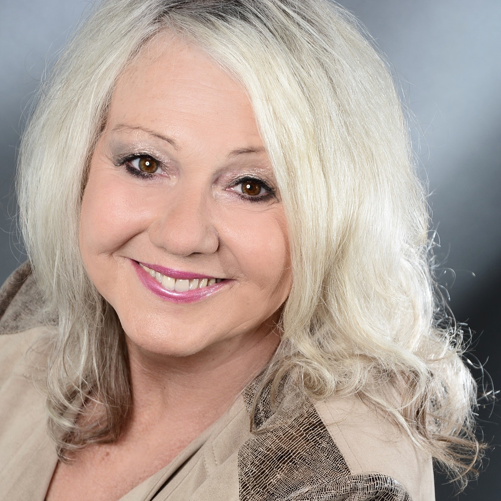 Heidi Wild - Filialleiterin - Blum | XING