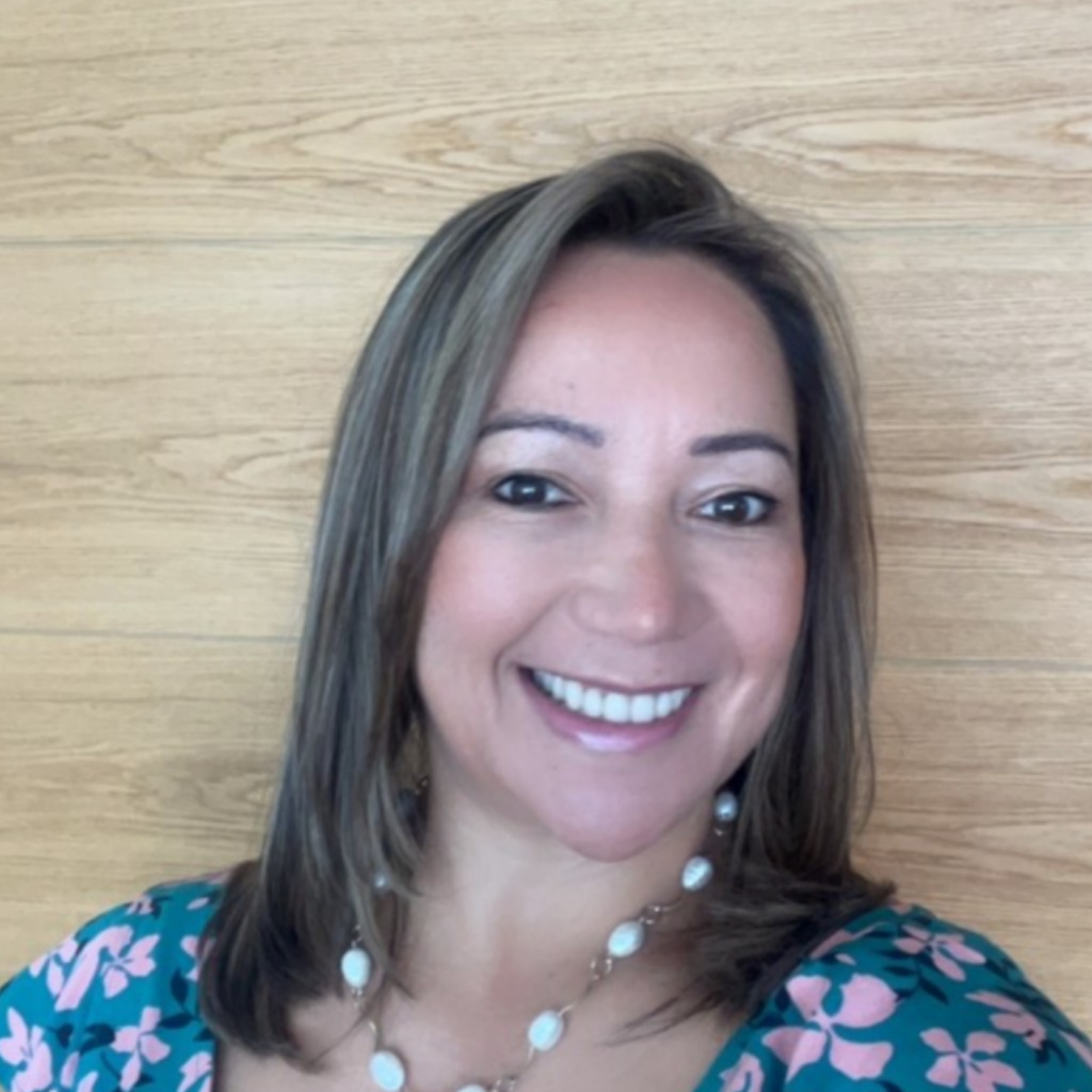 DORIS NAYIBE AVENDAÑO CHAPARRO - GERENTE COMERCIAL - CAUCHOS ESPECIALES ...