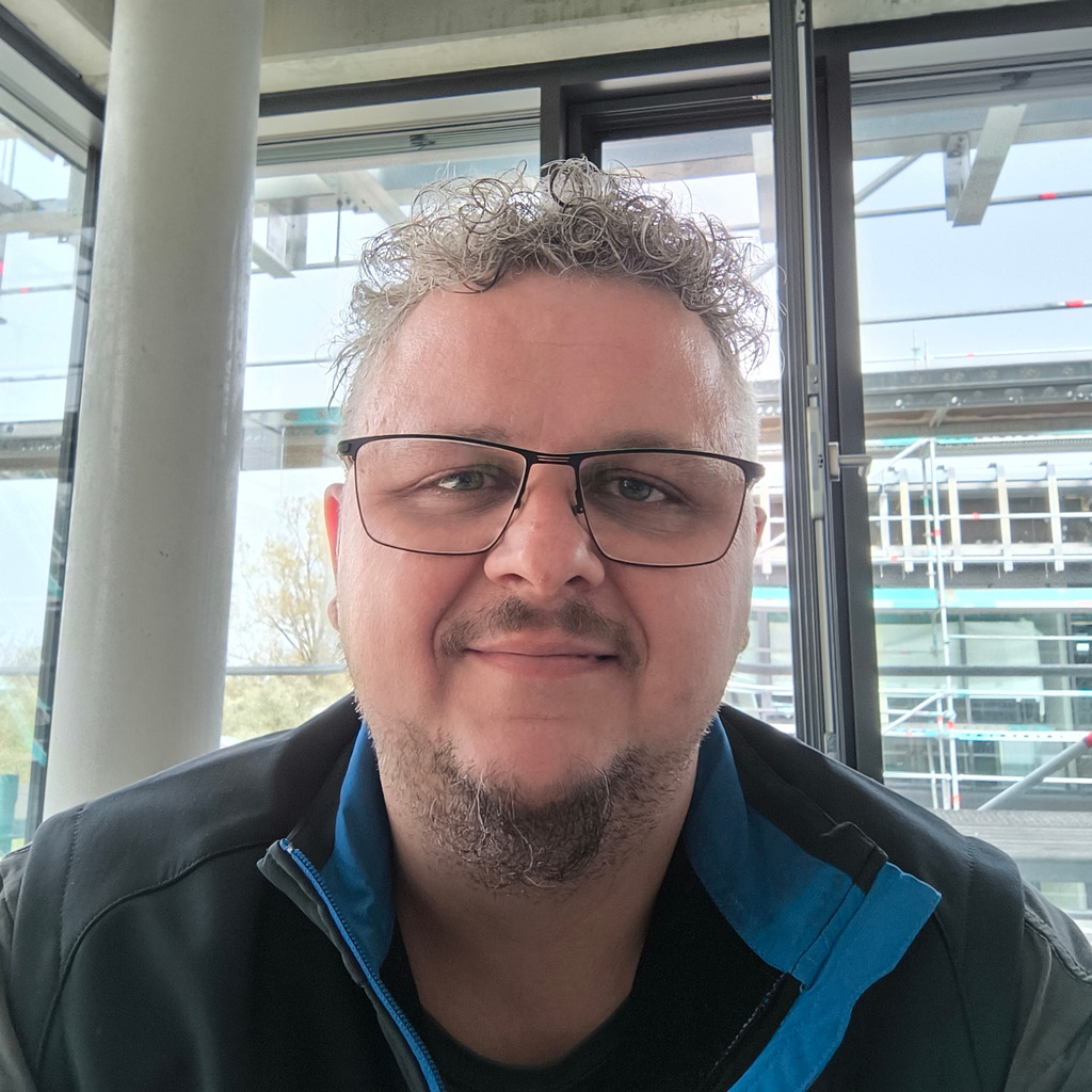 Daniel Toth - Assistent der Werksleitung - Erhardt+Leimer ...