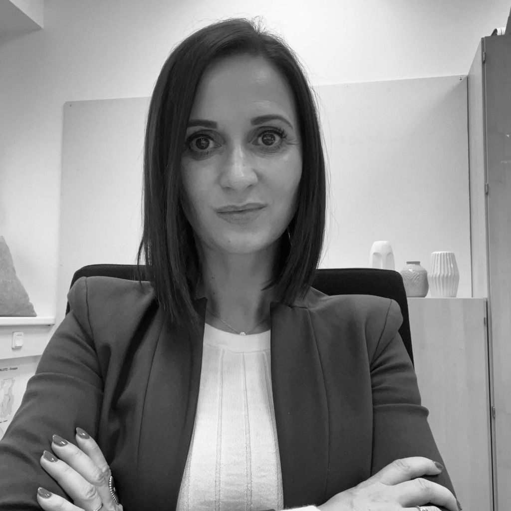 Cornelia Steinkellner - Einkäuferin - Mömax | XING