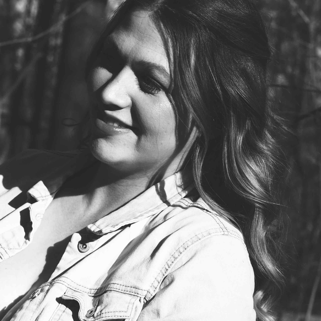 Christin Simon - Mitarbeiterin Finanzbuchhaltung - Edition Peters Group ...