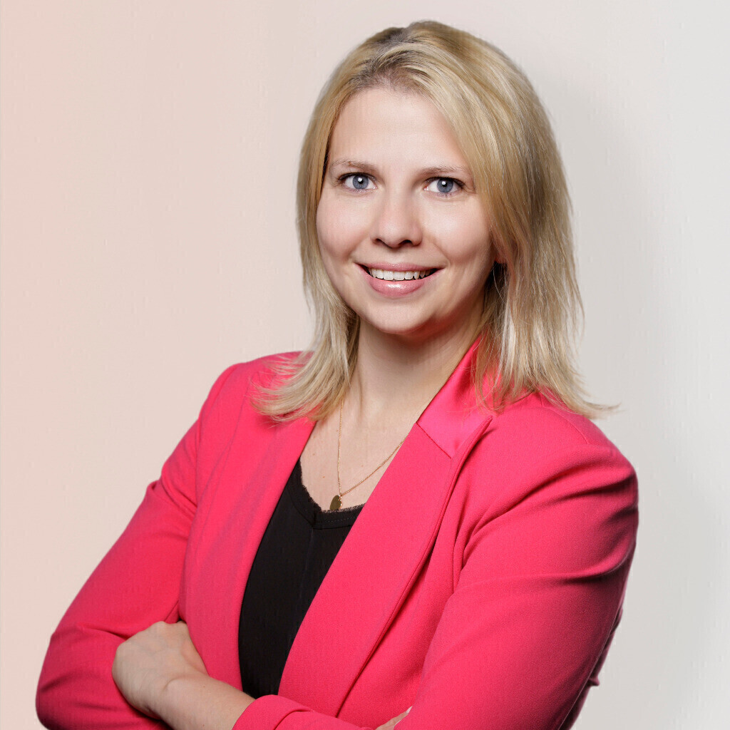 Natalie John - HR Manager Executive Circle - KUKA AG | XING