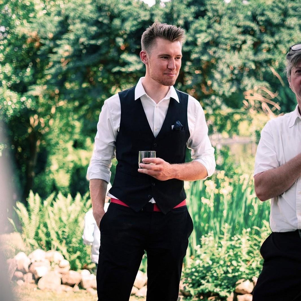 Aaron Petersen - Maschinenbau - Entwicklung und Konstruktion - HAW ...